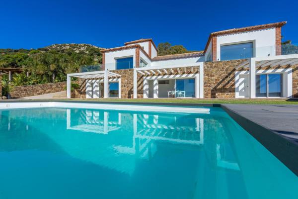Villa Las Palmeras Valdevaqueros Suites, Pool & Sea Views - Tarifa
