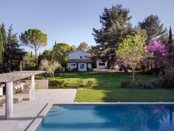 Stunning Villa With Pool Near Aix-en-provence - Aix-en-Provence