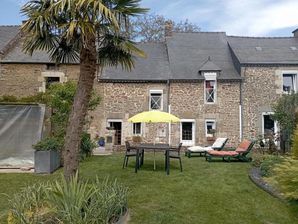 Maison Vacances Proche Dinan Couple Et Bébé - Miniac-Morvan