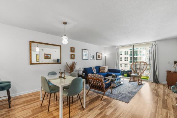 Great Condo In The Club At Brickell Bay - Miami, FL