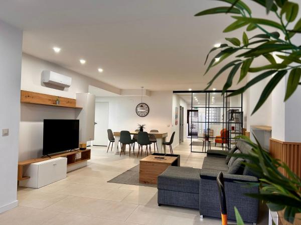 Amplio Apartamento Cerca Centro Histórico Y Turia 5pax 2 Bath - Valencia