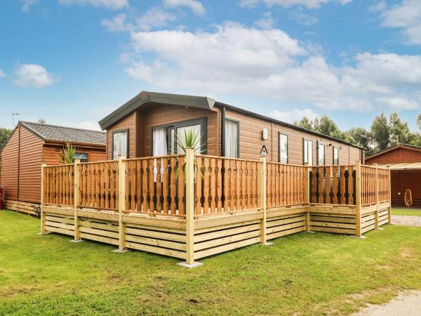 Hedgehog Lodge - Arnside