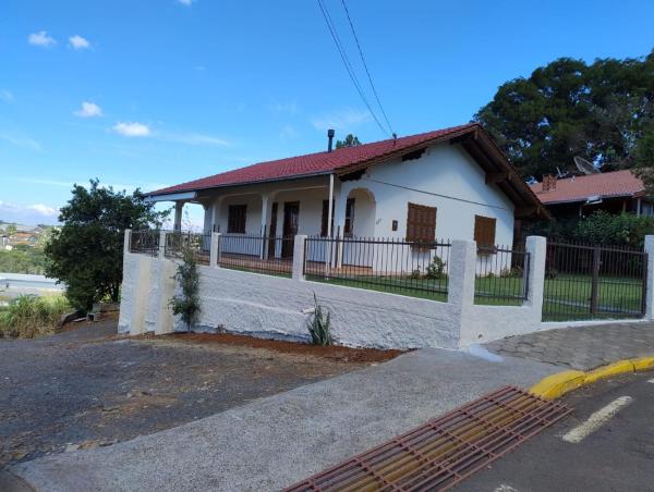 Hospedaria Alpenglück - Casa Com Estilo Europeu - Treze Tílias