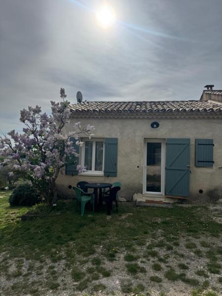 Dépendance Neuve Et Lumineuse Au Coeur Du Luberon - Banon
