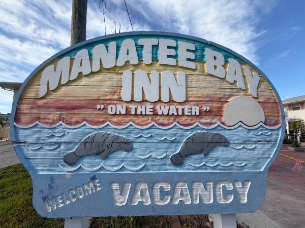 Manatee Bay Inn Fort Myers Beach - Fort Myers Beach, FL