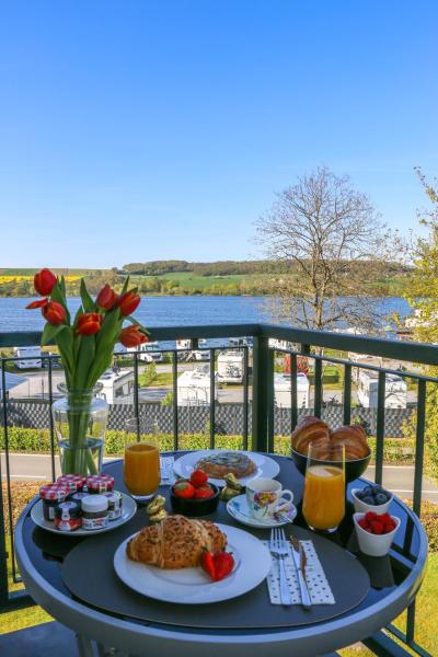 Design-ferienwohnung Direkt Am Möhnesee - Mit Seeblick, Balkon, Pool Und Sauna - Soest