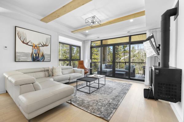 3bdrs W Pool And Sauna Near Village - Mont-Tremblant