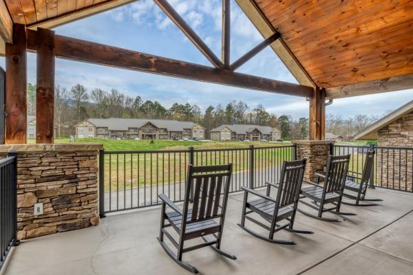 Trailhead Cove - Townsend, TN