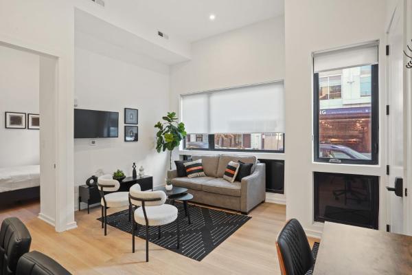 Huxley 3 Downtown Dc Gem Minutes To Convention Center And Best Restaurants In Dc - Washington, D.C.