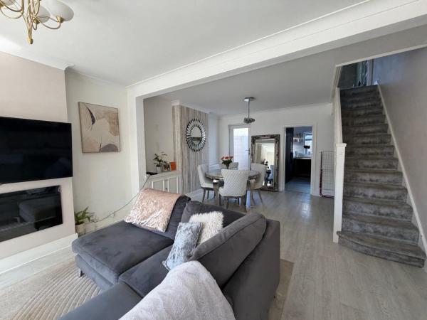 2 Bed Modern Luxury House - Crystal Palace - London