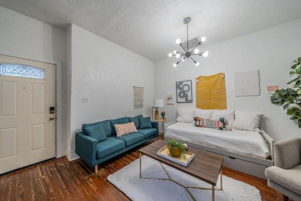 Steps To Bishop Arts - Private Yard - Pet Friendly - Bishop Arts District - Dallas