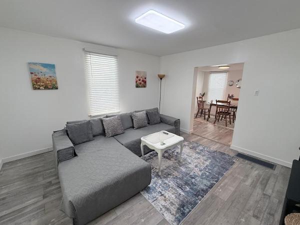 Completely Renovated For You Mountain View Cottage - Kanawha State Forest, Charleston