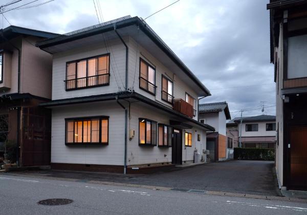Abode Ojinmachi - Spacious Home Near Old Town With Free Parking For 3 Cars - Takayama