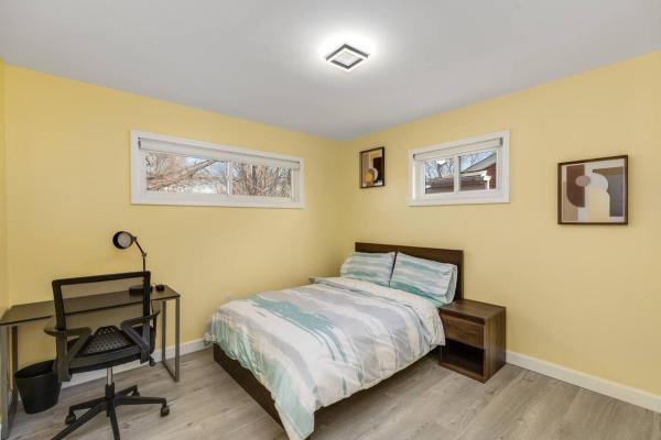 Gn2 - Bright & Serene Private Room & Fast Wi-fi, Free Parking - Southfield, MI