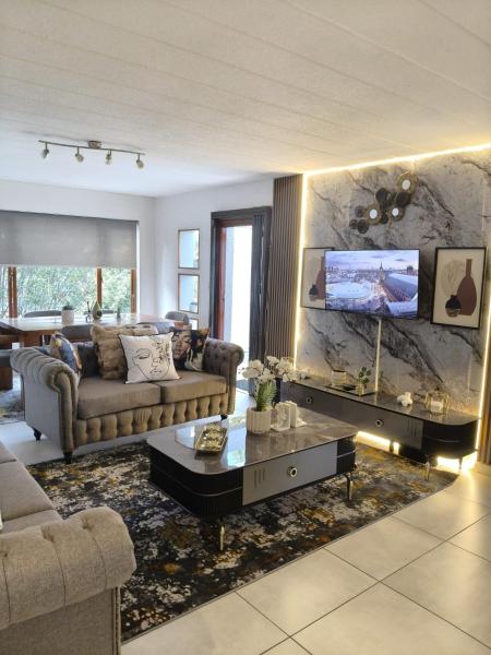 Leafyplace On Katherine - Johannesburg