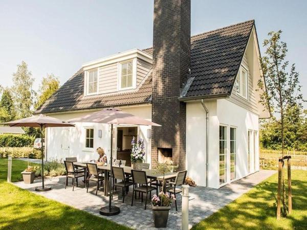 Spacious Holiday Park Villa For 10 - Turnhout