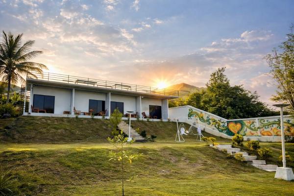 ธารา-คีรี -Tara-kheree Sky Camp Baankha - Ratchaburi