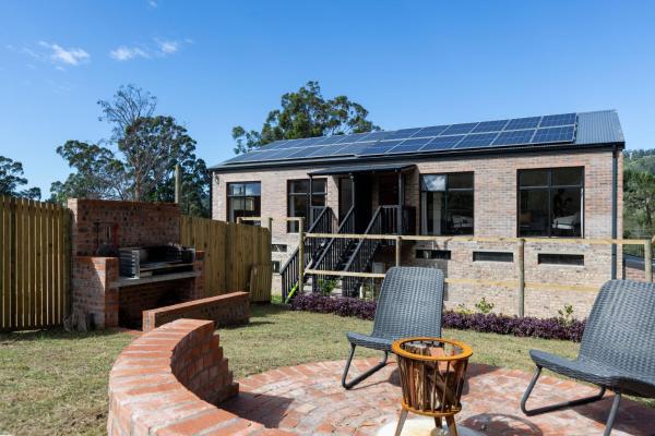 Cape Dutch Stay, Suite B - Sedgefield