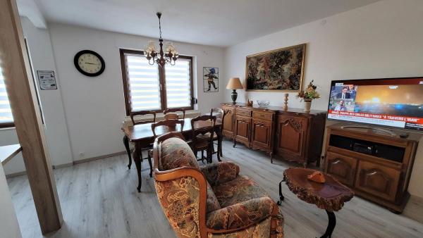 Appartement Charmant à Loutzviller Avec Terrasse - Bitche