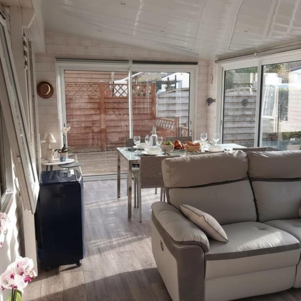 Mobile Home On A Residential Campsite - Quimper