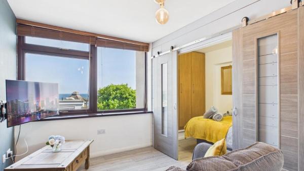 Driftwood Den - 1 Bedroom Apartment - Saundersfoot - Amroth