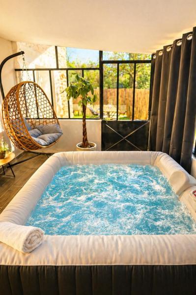 Maison Avec Jacuzzi Privatif Calme Soleil Cote D Azur - Carqueiranne