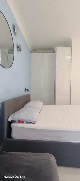 Huge Studio With Balcony - Earl's Court