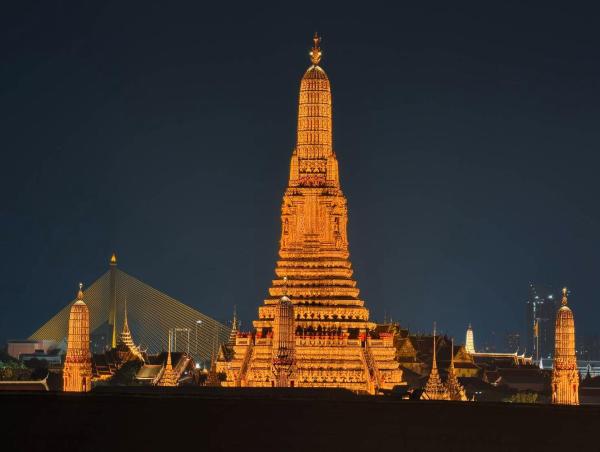 Tuan Hotel Bangkok Near Wat Arun - Khlong San
