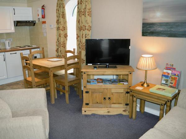 3 Eldin Hall Properties - Cayton Bay