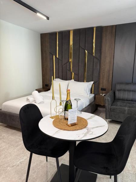 Black & Velvet Luxury Studio 21 Dhjetori, Tirana - Tirana