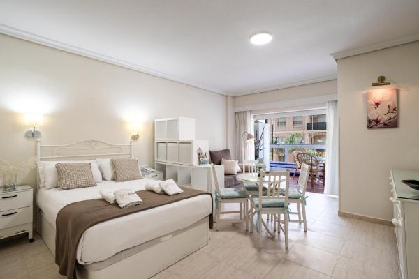 Pyr Estudio Con Parking Y Piscina Todo El Año By Sur Suites - Fuengirola