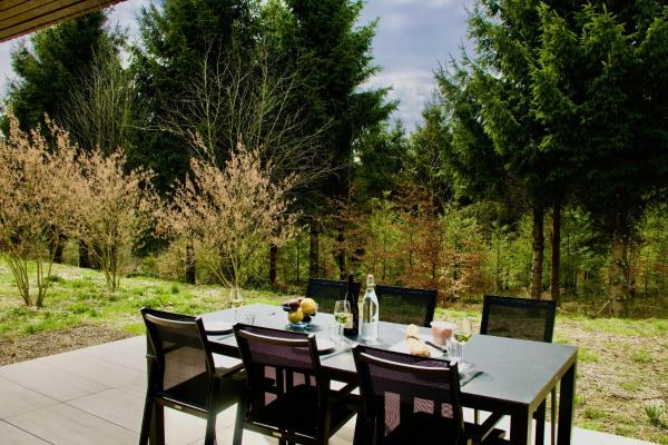 Nature Lake Village – Villa Greenly N°21 – 4 Personnes Avec Jacuzzi - Monschau