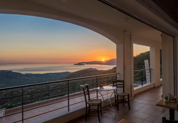 Villa Dio Petres - Agios Nikolaos