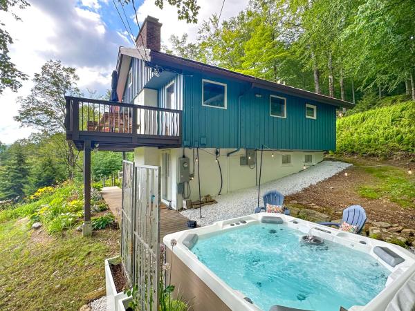Chalet Valhalla Whot Tub - Vermont