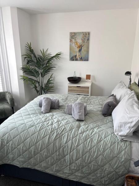 Boutique Calm Room With Soft Luxury Finishes - Formby