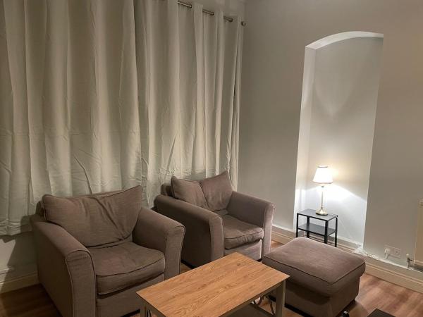 South Kensington Flat For 8, 2br1bath - London