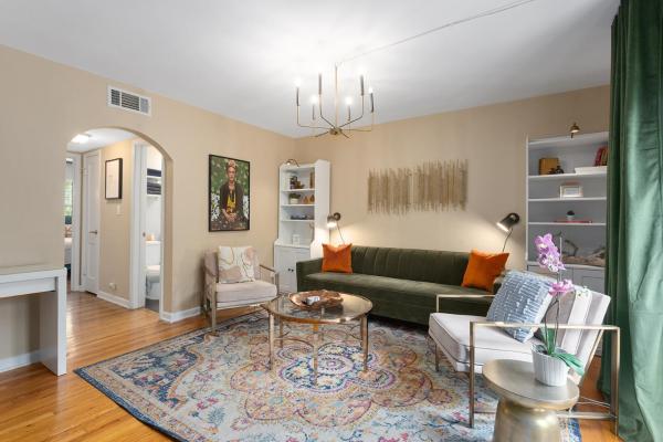 Plaza Condo With Queen Bed 3 - Overland Park, KS
