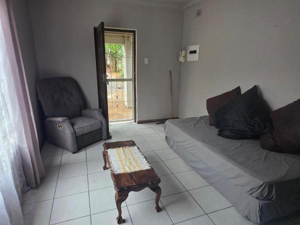 Comfortable Home Away From Home - Middelburg