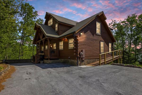 A View To A Dream Home - Townsend, TN