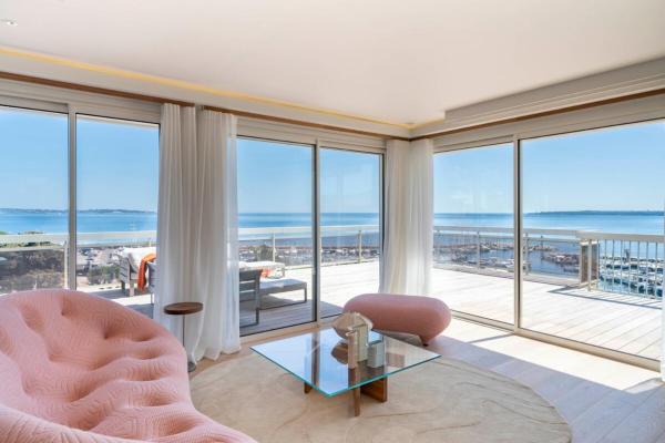 Magnificent New 4-room Penthouse At Mouré Rouge - Cannes