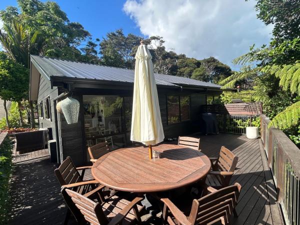 The Bach At Te Toki - Waiheke Island