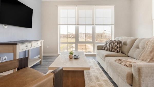 Landing Apartments - Axis 201 - New Haven