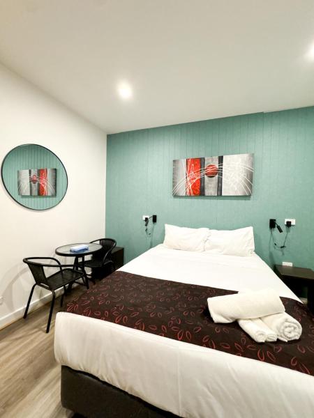 City Studio Ex Hotel Room - Port Adelaide
