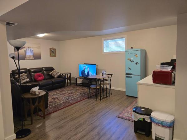 The Peaceful Lower Loft - Winnipeg