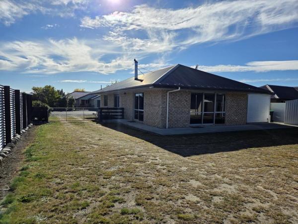 Irishman Drive Escape - Twizel