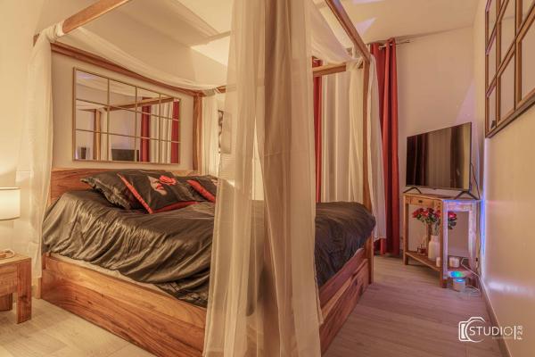 Suite Romantique La Maison De Flora Spa Intérieur, Jardin Et Lit King Size - Département Gard