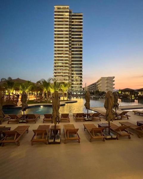 Premium Luxury Apartments At Grand Sapphire Resort & Casino With Pool Access - Famagusta