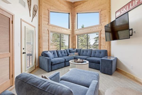 Seven Springs Stoneridge 1 Br Loft Deluxe Ski In-out Condo - Seven Springs, PA