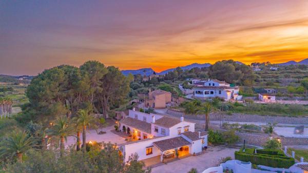 Villa Mas Blanc - Plusholidays - Benisa
