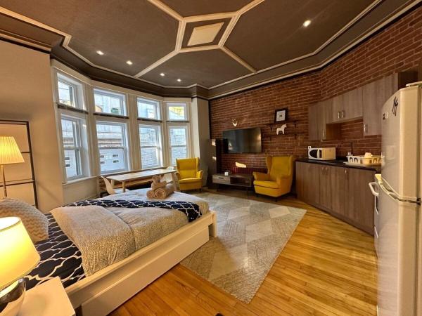 Gorgeous Unit Near General Hospital & Concordia - Montréal, QC